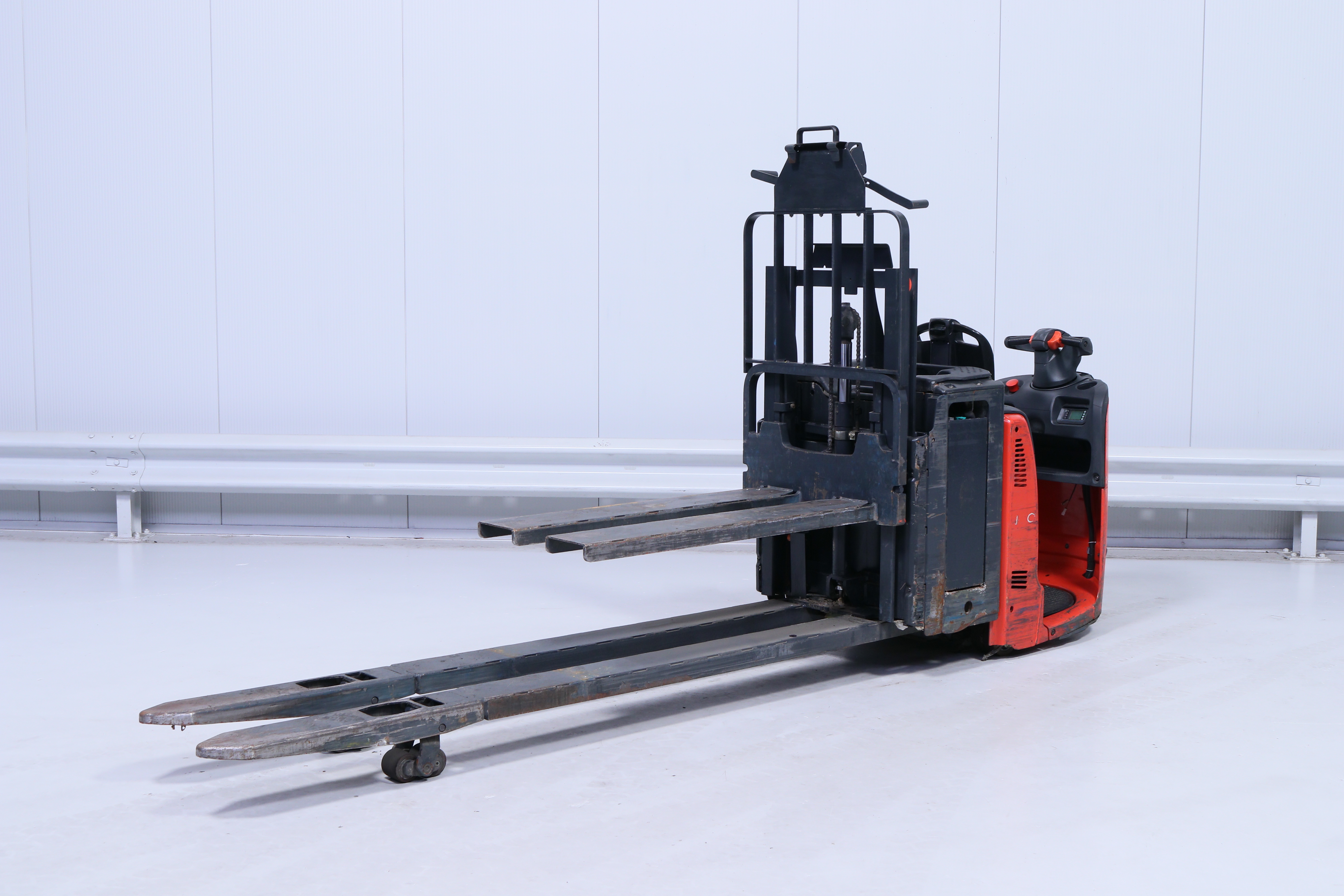 Leader in used forklifts - Lisman Forklifts