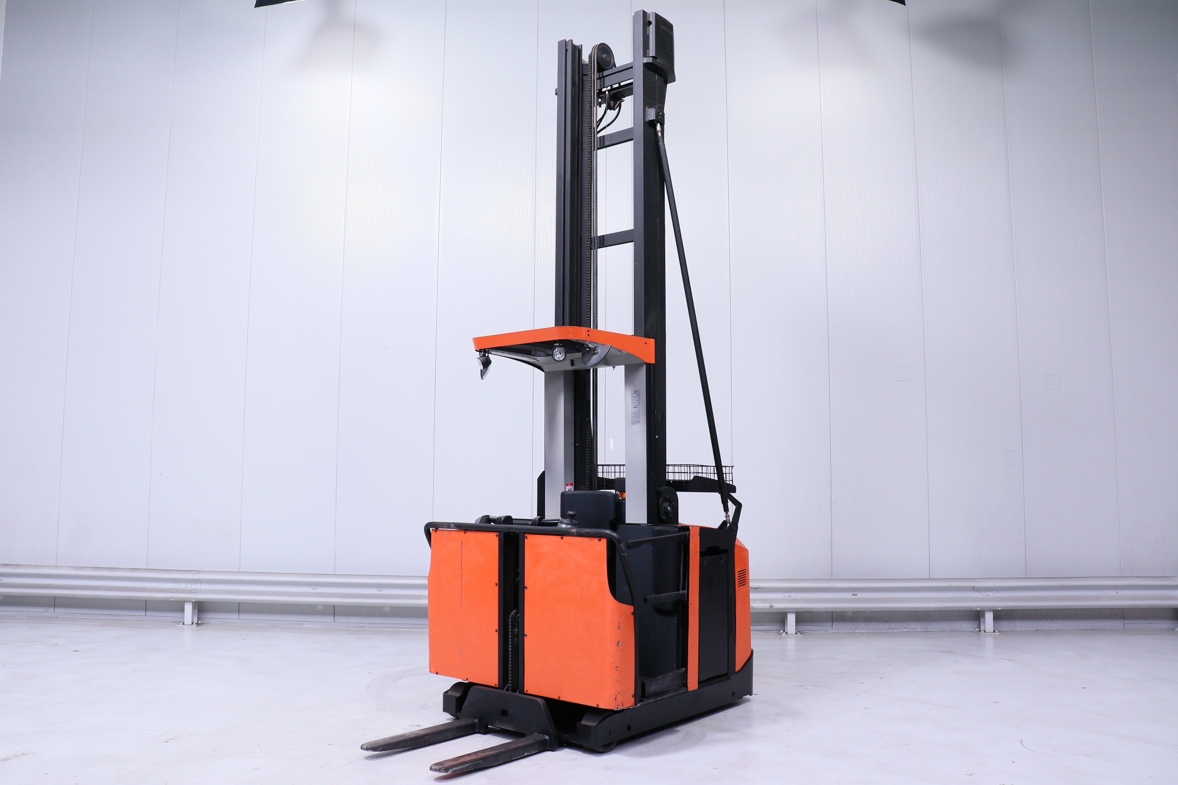 Used Order Pickers for sale | Lisman Forklifts